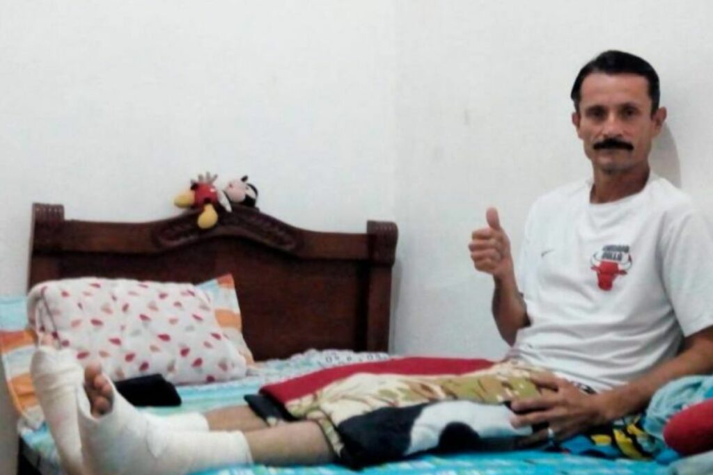 Freddie Mercury viral de Medellín pide ayuda por terrible robo que vivió