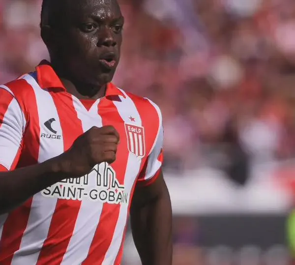 Edwuin Cetré desmiente rumores de traspaso a River Plate y reafirma ...